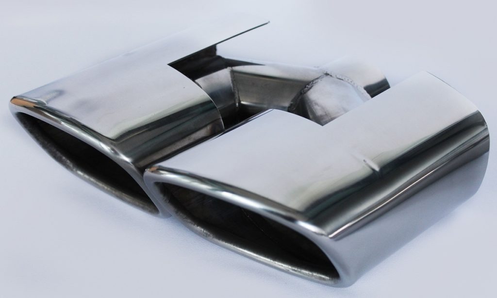 Dual Square Exhaust Tips