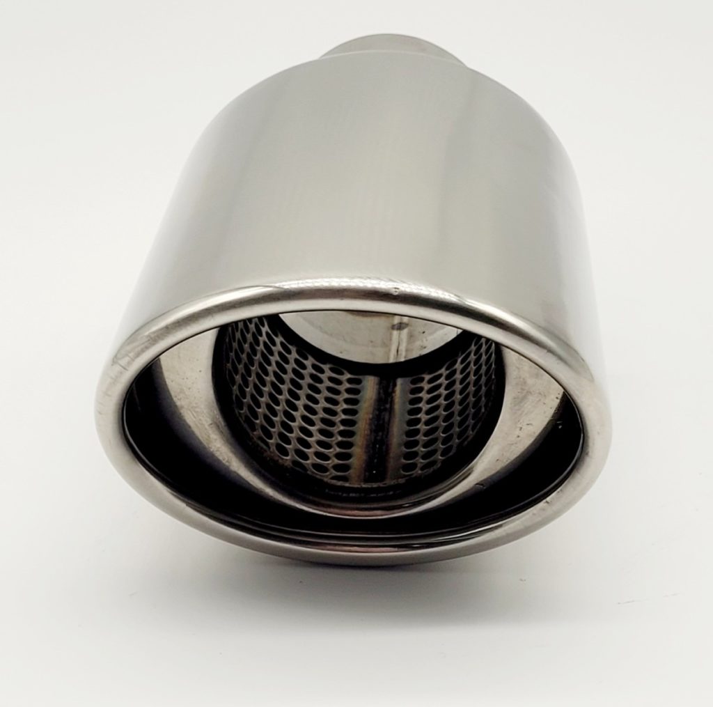 Single Oval Straight Cut Tail Pipe With Perf, Slashed Cut Trim - MIJ ...