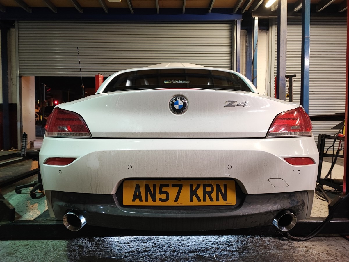 BMW Z4 - Downpipe Back - MIJ Exhaust Systems