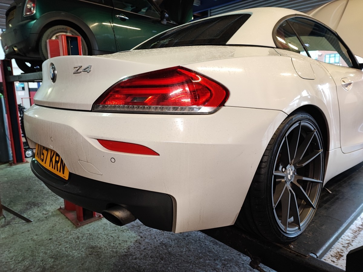 BMW Z4 - Downpipe Back - MIJ Exhaust Systems